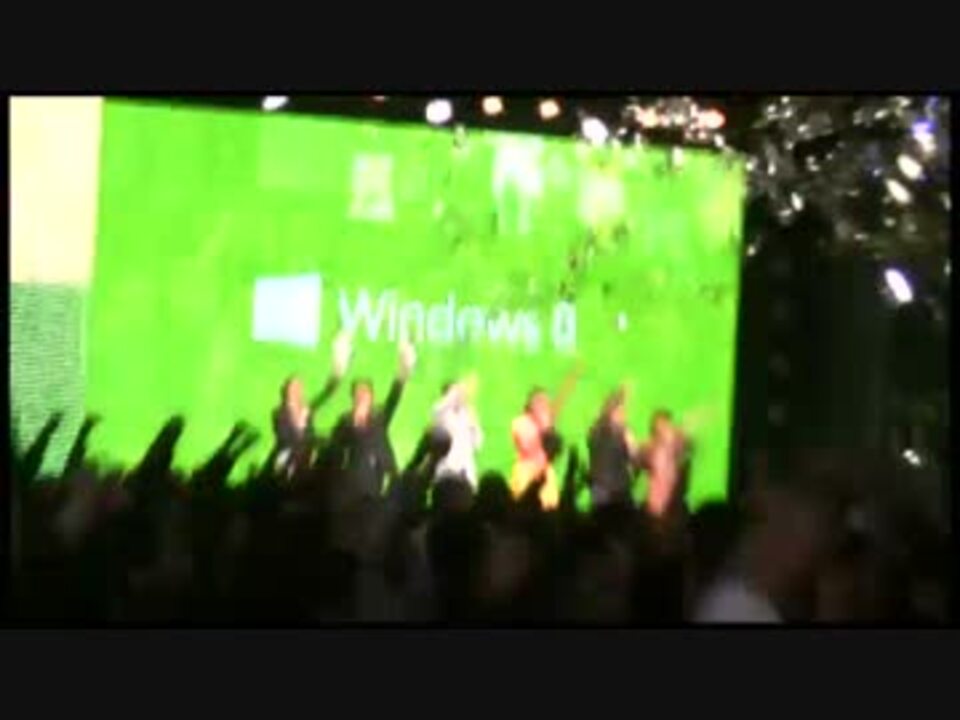 Windows 8 販売開始前夜の秋葉原 - ニコニコ動画