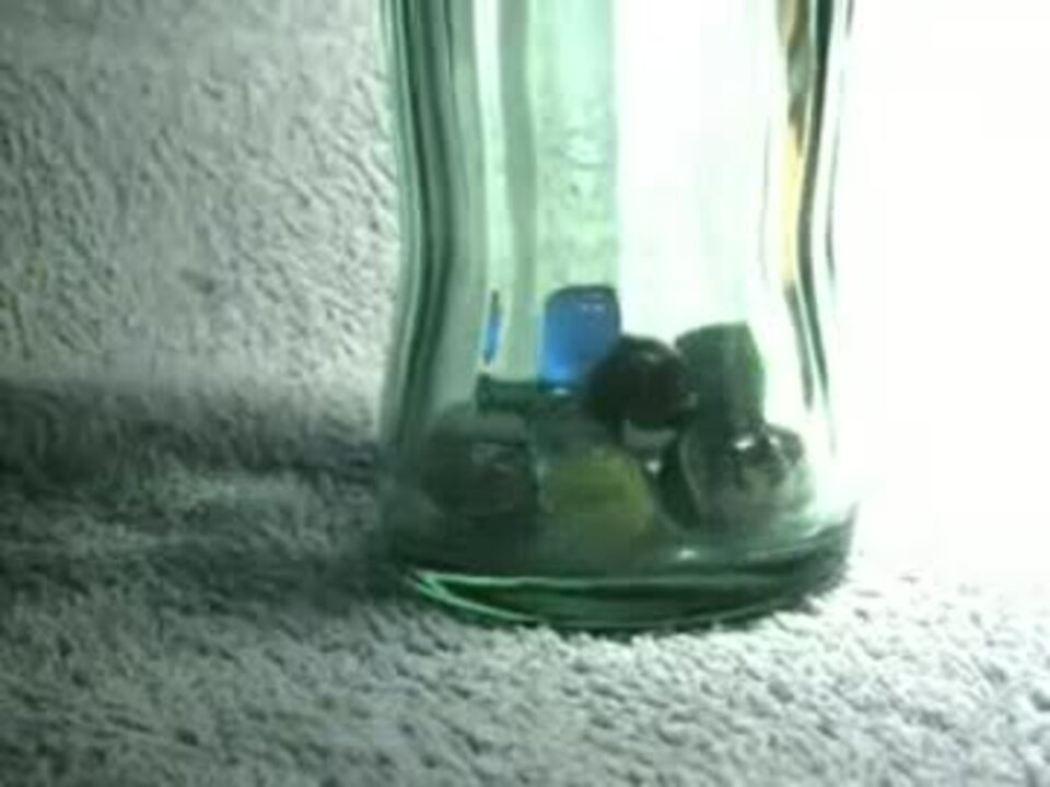 玉を使って Aphex Twin の Bucephalus Bouncing Ball のPVを作ってみた - ニコニコ動画