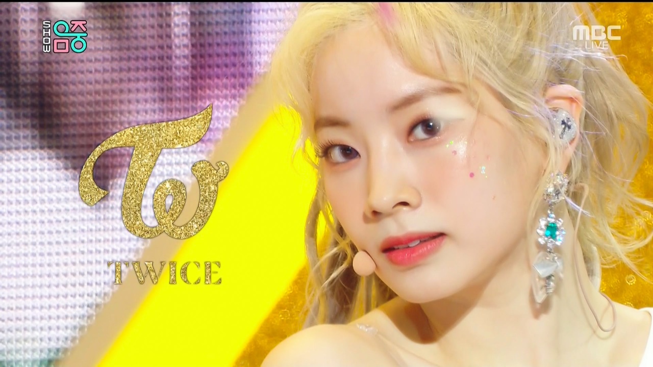TWICE-Music Core-Feel Special - 190928 - ニコニコ動画