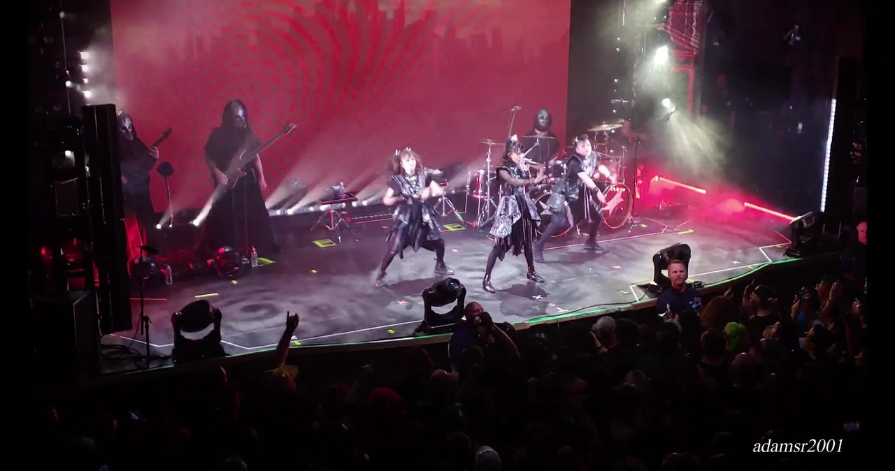 BabyMetal - Distortion - Live in Denver - 2019 - ニコニコ動画