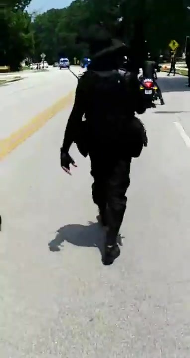 アメリカの最近の出来事：BLMとかかわりNFACという民兵組織の集合 - ニコニコ動画