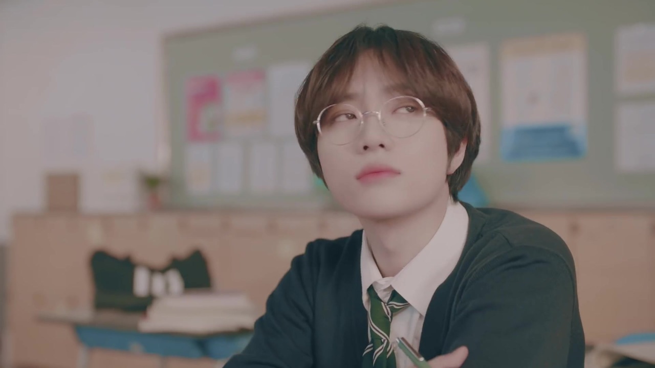 【TXT】Way Home (하굣길) Official MV (Eye Contact ver.)【TOMORROW_X_TOGETHER ...