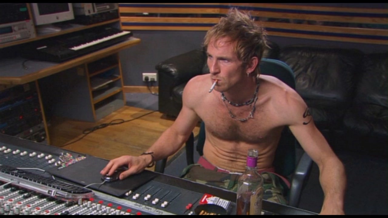 Pryda - Shadows (Claes Rosen Remix) - ニコニコ動画