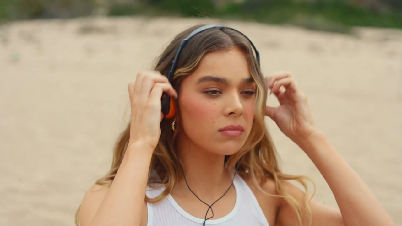 Hailee Steinfeld ft. Anderson .Paak - Coast - ニコニコ動画