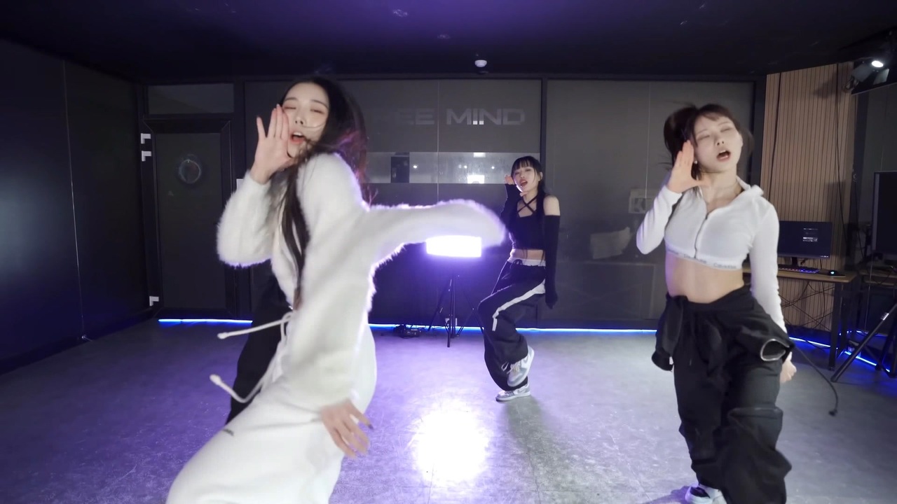 [Kpop]. MAVE - Pandora. Dance Cover By FreeMind. - ニコニコ動画