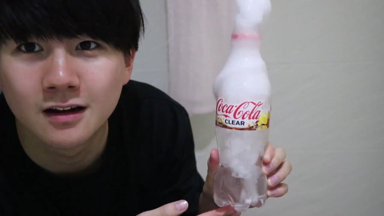【新発売】コカコーラクリアでメントスコーラやったらすごかった！ Coca Cola Clear Mentos Challenge - ニコニコ動画