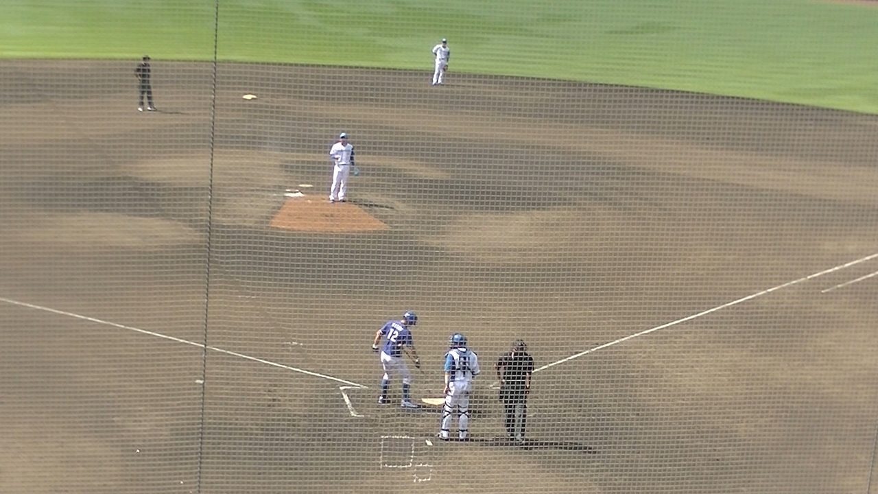 渡部 海をファーストフライに打ち取る金村尚真【2023年8月20日 日本ハムファイターズ対 青山学院大】 - ニコニコ動画