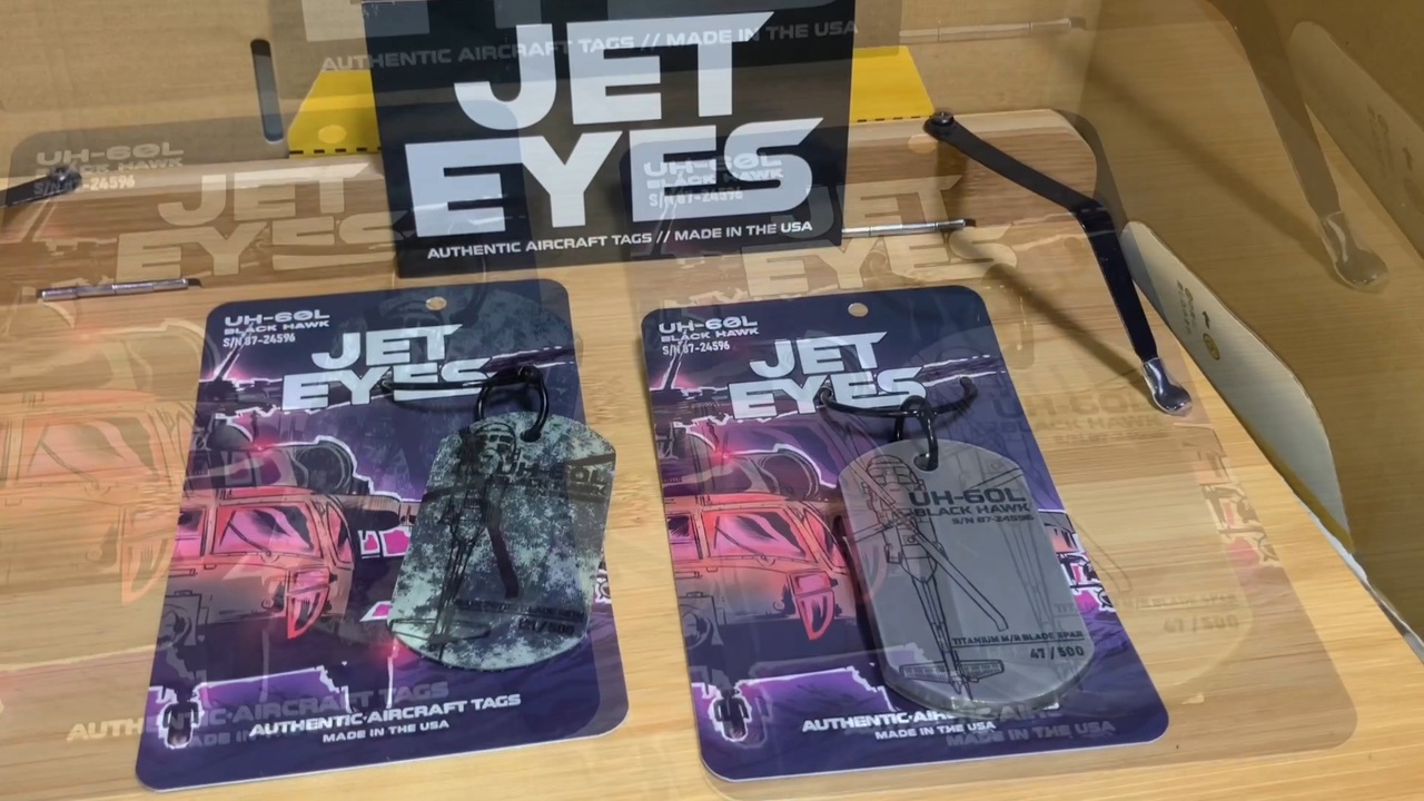 JET EYES ジェットアイズ UH-60L Black Hawk Main rotor blade Tagブラックホーク ヘリコプター ...