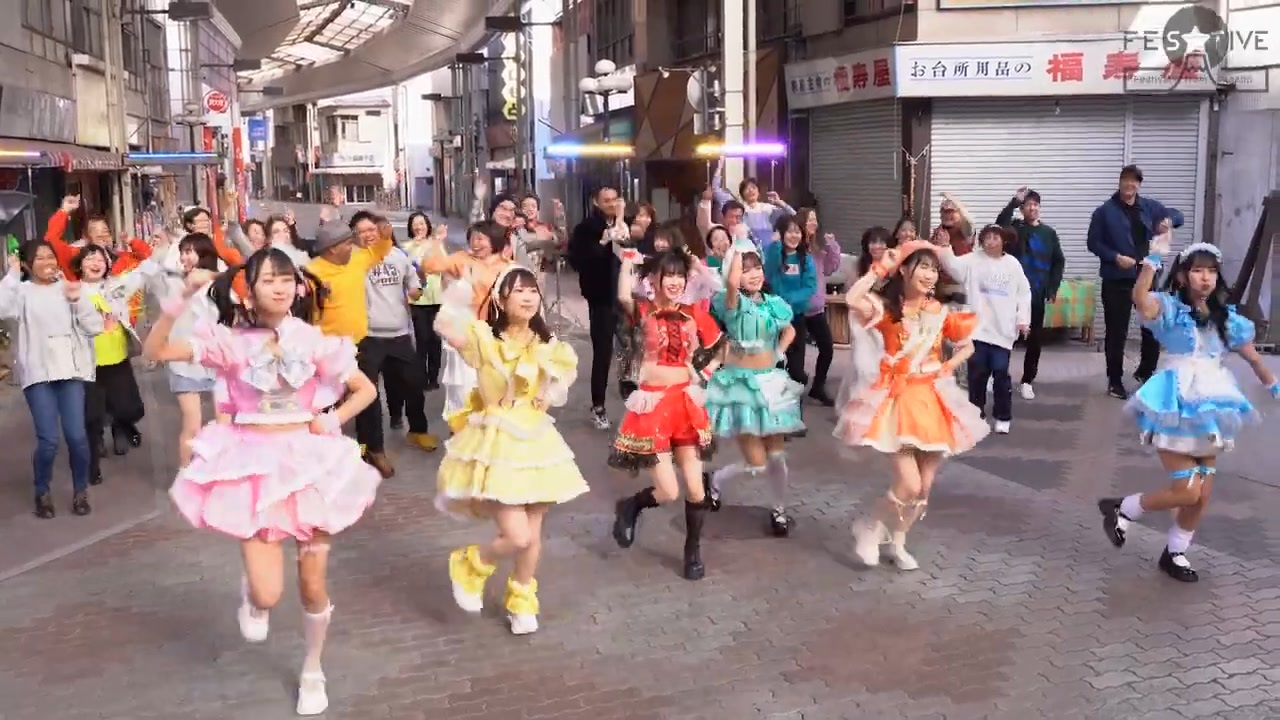 【コズミック祭大革命MV】総勢50名によるMVの裏側【FES☆TIVE】 - ニコニコ動画