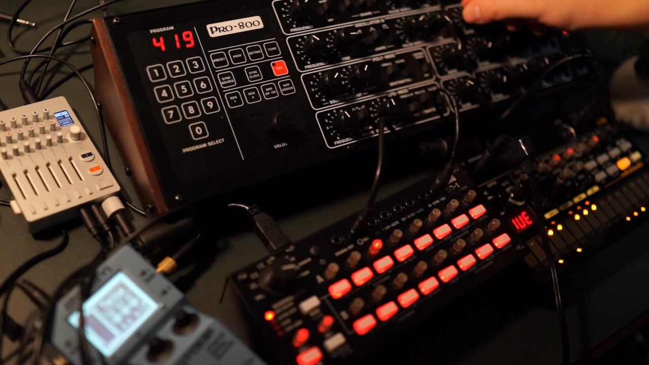 dawless machine live jam #3 (w/ behringer PRO-800, volca beats) - ニコニコ動画