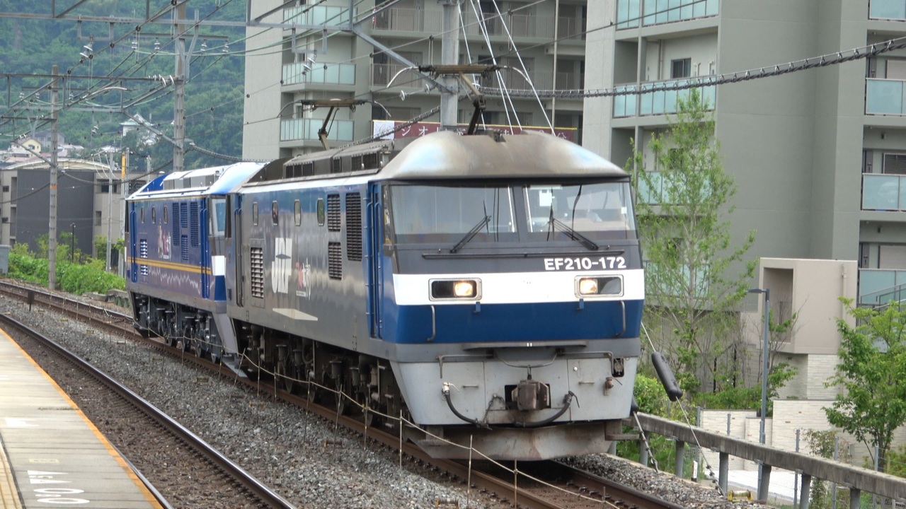 【あと3両】JR貨物EF210-375電気機関車甲種輸送(20250602)【らしいです】 - ニコニコ動画